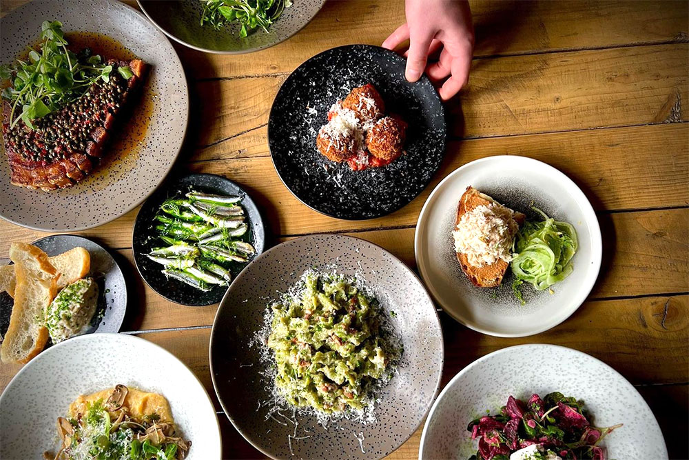 The best restaurants, cafes and pubs in Cornwall | Hot Dinners